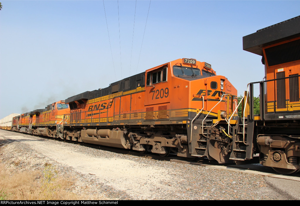 BNSF 7209